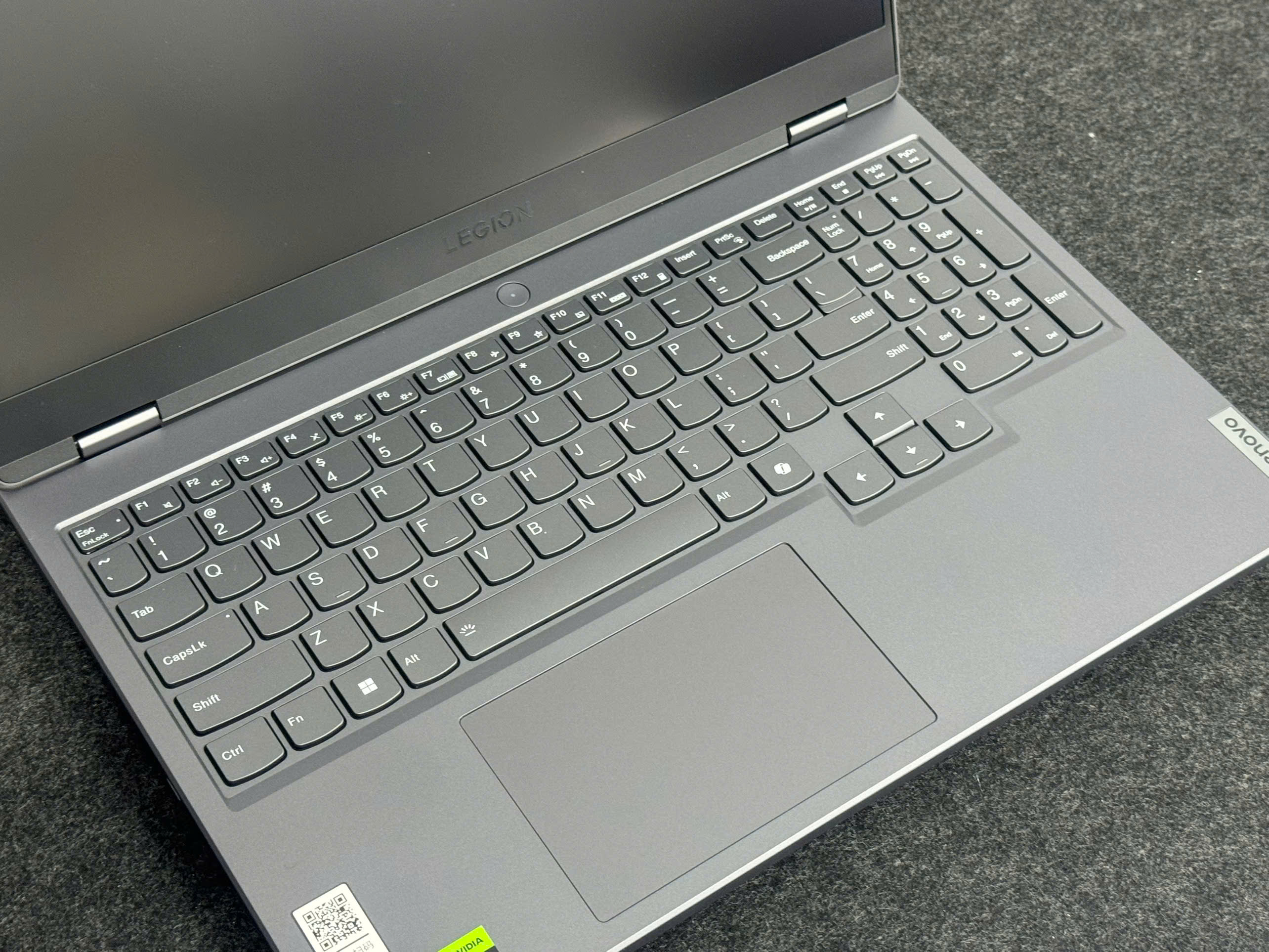 Lenovo Legion Y7000P IRX9 i7-14650Hx/ RTX4060 8GB/ 16" 2.5K 165Hz